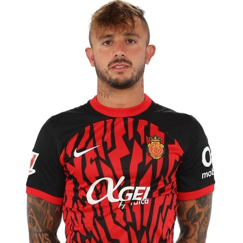 Pablo Maffeo, o defensor mais difícil da carreira de Messi e desafeto ...