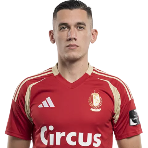 Sporting volta a emprestar médio Sotiris