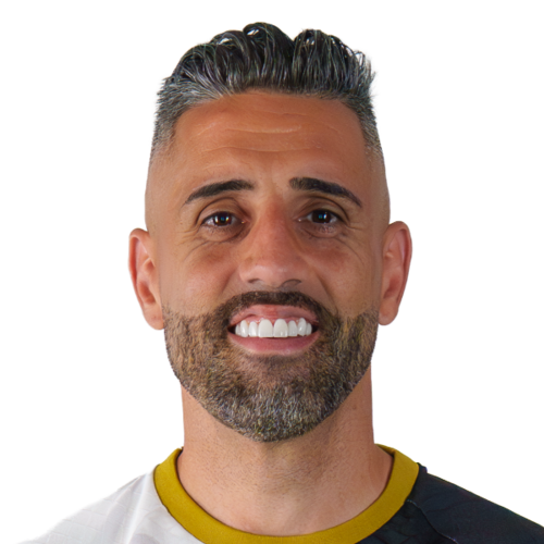 Marco Matias renova com o Farense