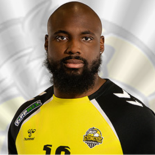 Daniel Neves chega ao Boa-Hora por empréstimo do Benfica